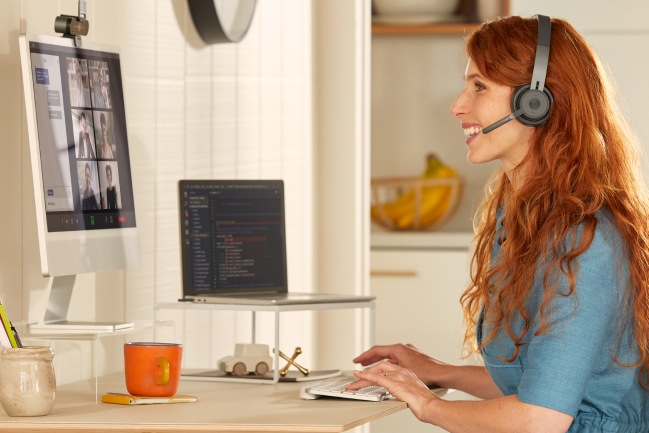 Logitech Showcase | Logitech Webcams, Mice, Keyboards & Headsets | CDW Canada