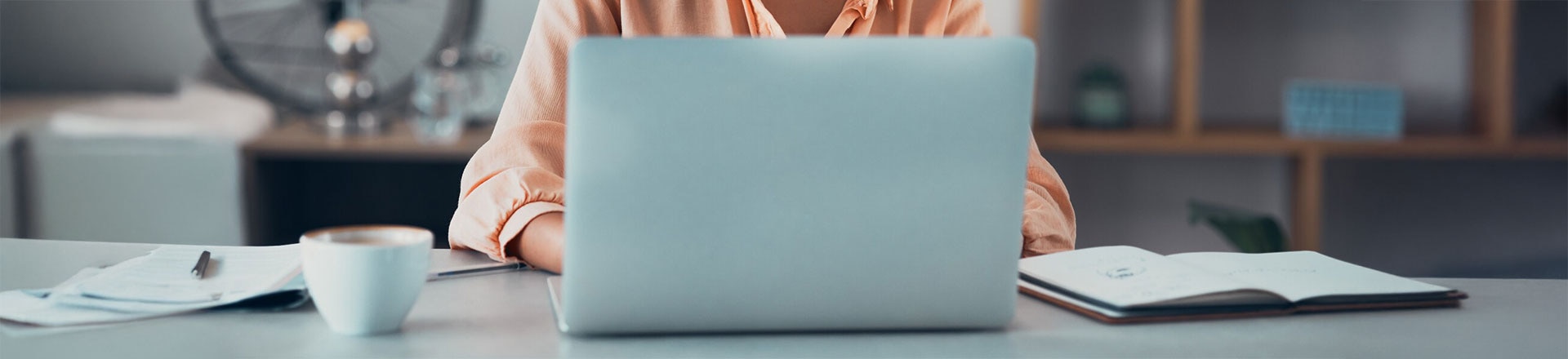 A Guide to AC/DC Adapters: Choose the Right One for Your Device | CDW