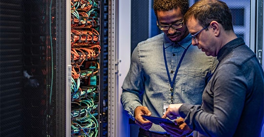 3 Ways HCI Simplifies Data Center Management | CDW